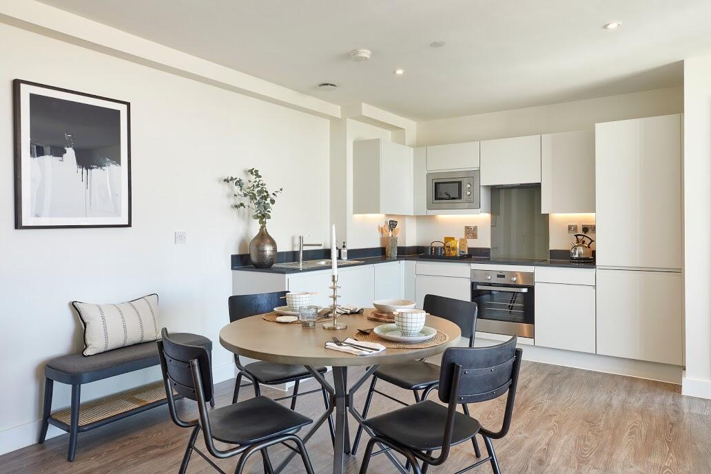 HomeViews | The Whitmore Collection, B3 Reviews