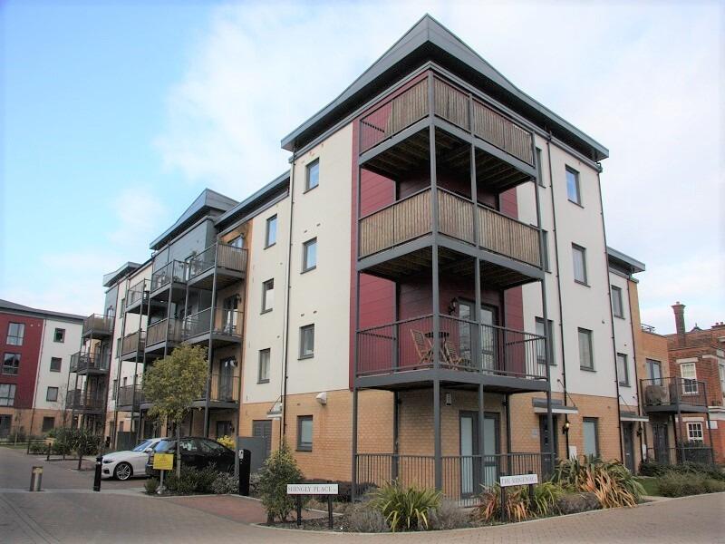 HomeViews | Connect, E4 Reviews