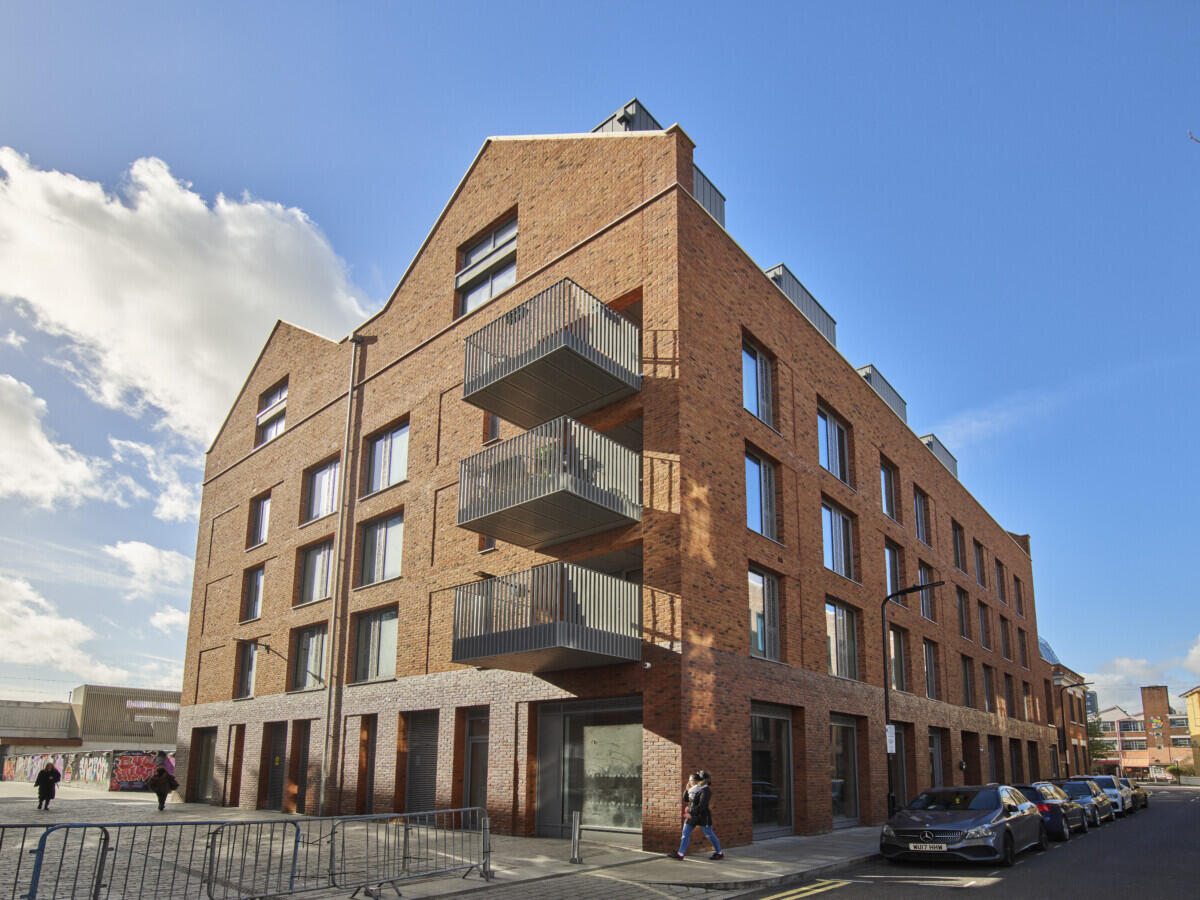 HomeViews | Stone Studios, E9 Reviews