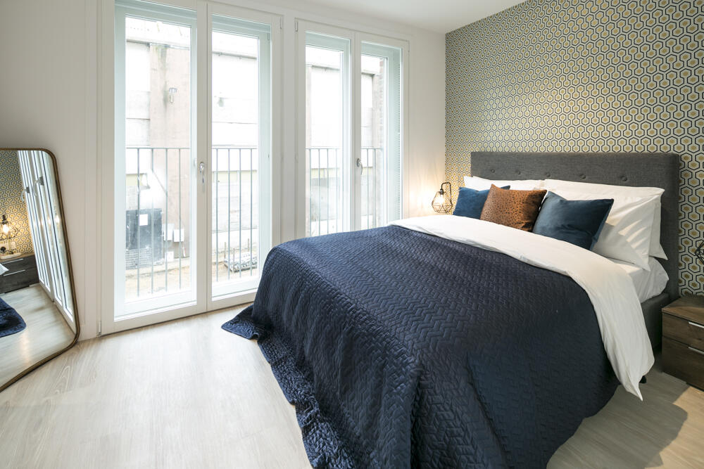 HomeViews | Fizzy Hayes, UB3 Reviews