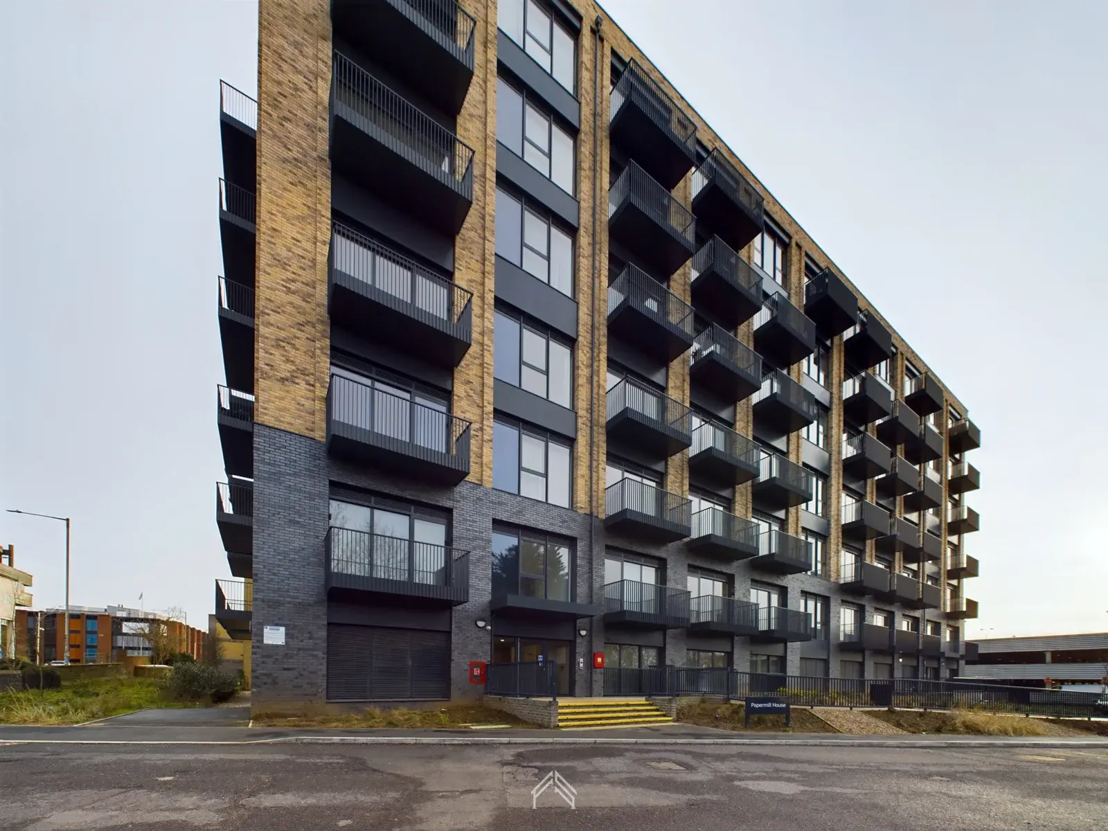 HomeViews | Papermill House, UB8 Reviews