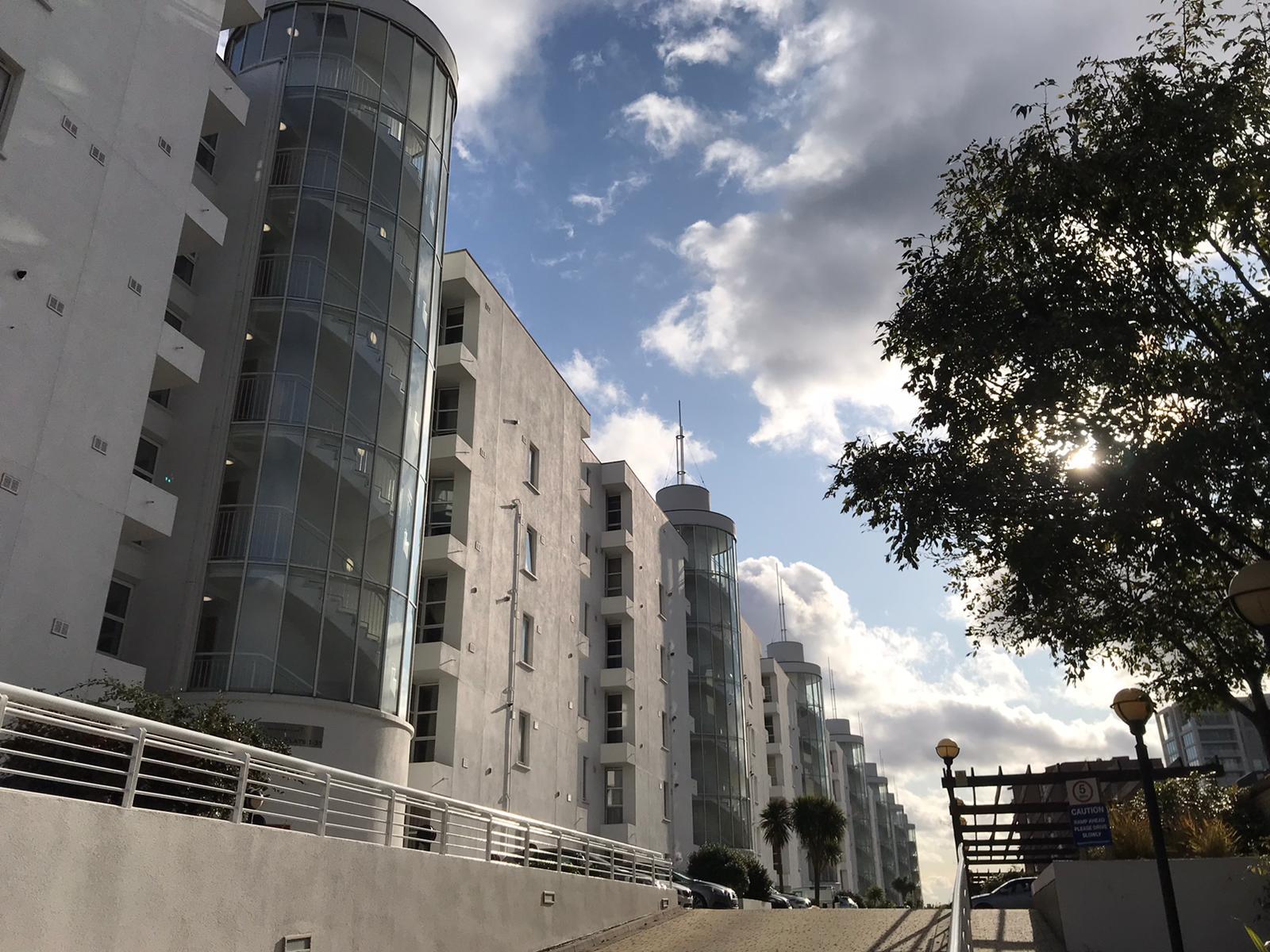 HomeViews | Barrier Point, E16 Reviews