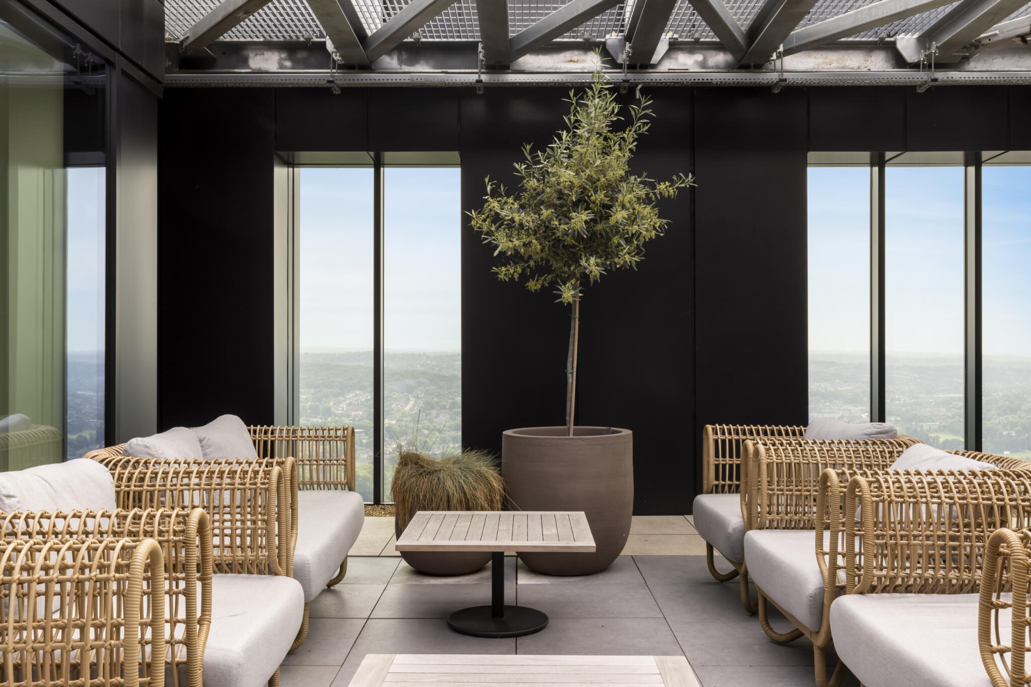 HomeViews | Ten Degrees, CR0 Reviews