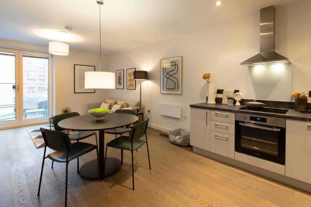 HomeViews | The Slate Yard, M3 Reviews